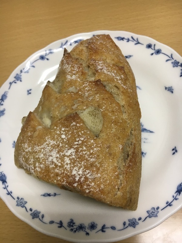 ブランジェリーケン 下赤塚 カンパーニュ(タケノコ): 昨日も今日も明日もパン