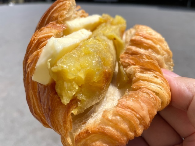 BAKERY hitotema ヒトテマ 日暮里 バターたっぷり冷やしいもクロワッサンド: 昨日も今日も明日もパン